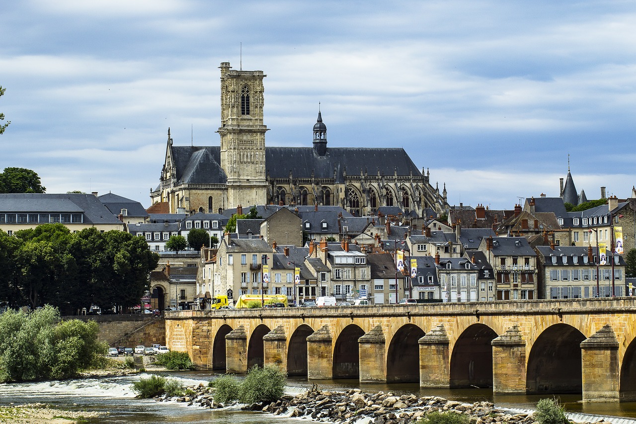 5 bonnes raisons de visiter la ville de Nevers - Canalbblog